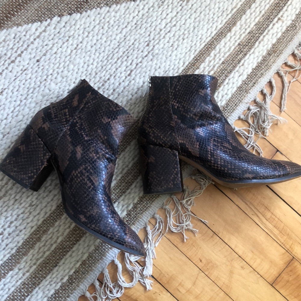 Steve Madden Jillian Faux Snake Skin Boots - Gem